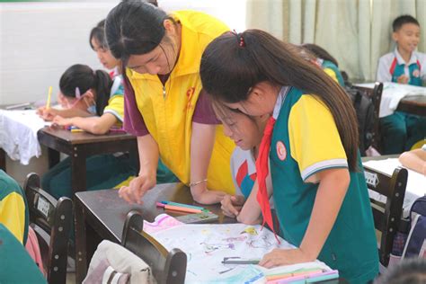 【城理青年行】计算机工程学院大数据学院 “点亮星火，传承未来”实践团开展支教活动