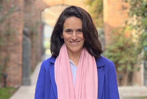 Desafíos de la educación tradicional hacia un enfoque holístico y