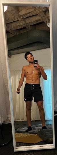 Singer Sebastian Yatra Page Lpsg