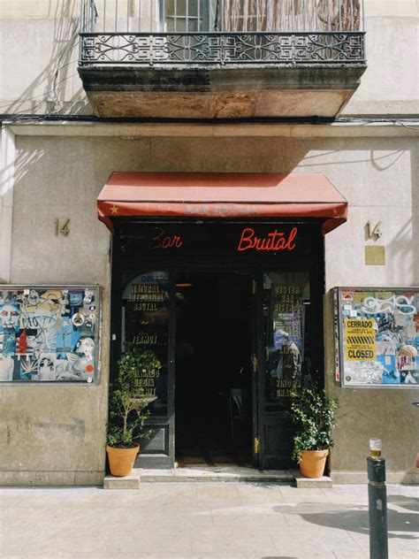 Bar Brutal A Popular Tapas And Wine Bar Barcelona Food Hunters
