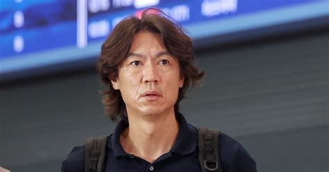 외국인 코치 선임 일정 마치고 돌아온 홍명보 감독