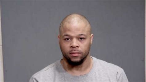 Joliet Mans Bond Set 1000000 In Officer Involved Shooting 1340 Wjol