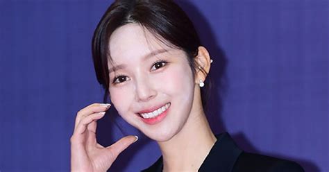야옹이 작가 ‘결혼 후 첫 공식석상 Mk포토