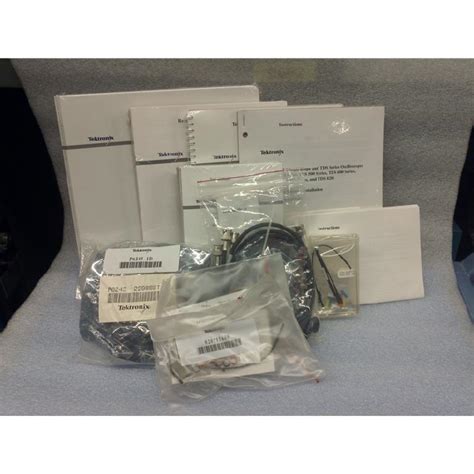 Tektronix Inc TDS Family Digitizing Oscilloscopes Manuals Accessories Manuals BMI Surplus