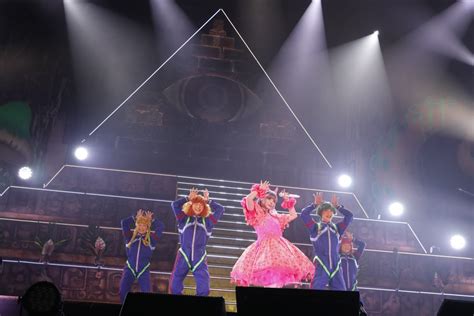 きゃりーぱみゅぱみゅ10周年、62曲を一気に駆け抜けた圧巻の武道館ツアーファイナル！ 日刊エンタメクリップ