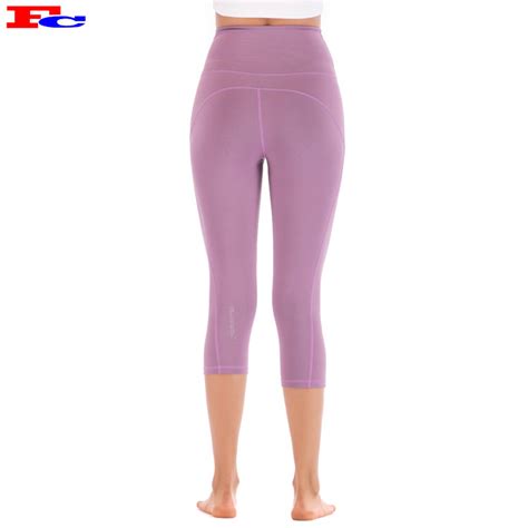 Hip Lifting Breathable Fitness Cropped Leggings Women Slim Fit Custom
