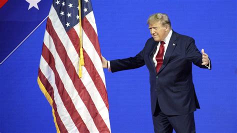 Donald Trump Dominates Super Tuesday State Primaries