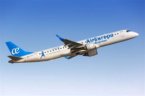 Los Pilotos De Air Europa Express Ratifican El Primer Convenio