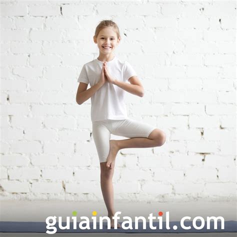 Postura Del árbol Posturas De Yoga Para Niños