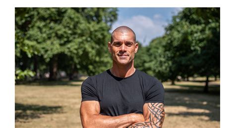 Who Is Olly Foster