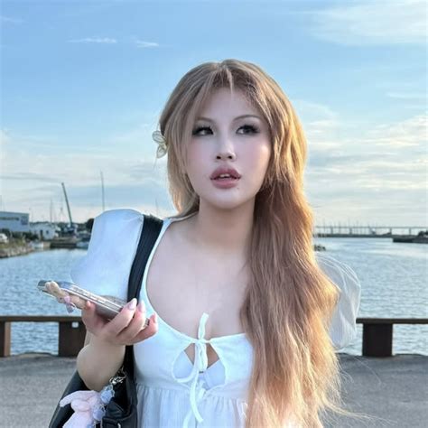 Sao Nhiều Người Có Thể Xinh đến Vậy Nhỉ Hỏi Thật ý Tại Lướt Threads