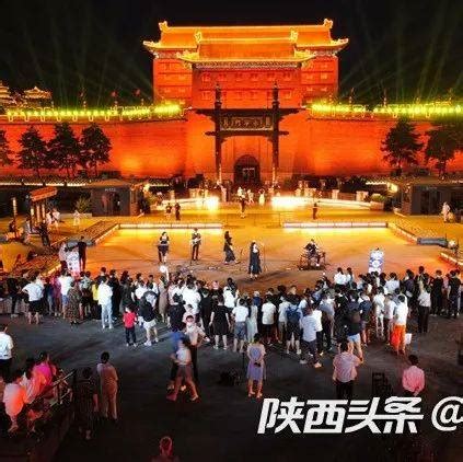 下班后来南门广场纳凉听歌西安城墙音乐会夏天的傍晚准时开嗓 景区 来源 时尚