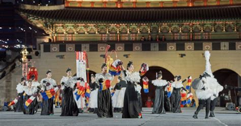 방문객 100만명 목표…10주년 맞아 더 풍성해진 봄 궁중문화축전