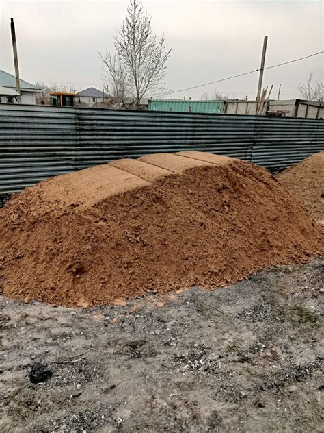 Песок в мешках и россыпью крупный и мелкий, щебень,отсев. Перегной ...