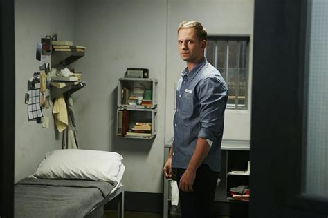 Suits Season Seven Renewal For Usa Legal Drama Canceled Renewed Tv
