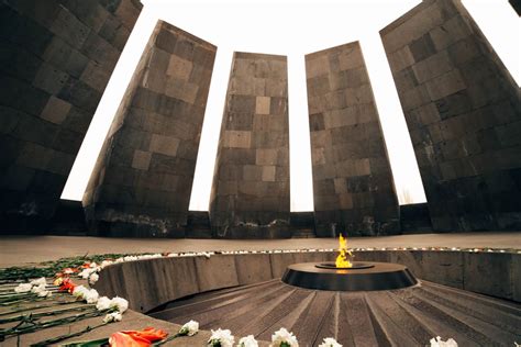Tsitsernakaberd A Visit To Yerevan S Armenian Genocide Memorial