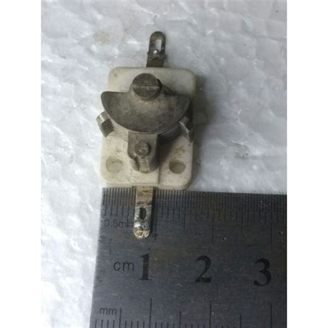 Jual Varco Besi 50pf Trimmer Batu Keramik Highvolt Variable Capacitor Testd Shopee Indonesia