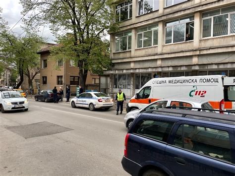 Кървав инцидент Кола помете възрастна жена във Враца вкараха я в болницата