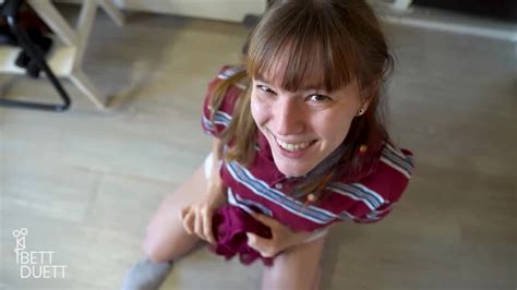 Girlfriend Helps Bf Jack Off