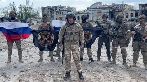 Rusia Anuncia La Toma De Bajmut Pero Volodimir Zelenski Afirma Que No