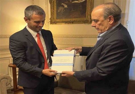 En Argentina Milei Envió Al Congreso Un Proyecto De Ley En El Que Pide