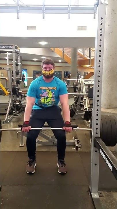 Dorm Daddy Deadlifts 475 Youtube