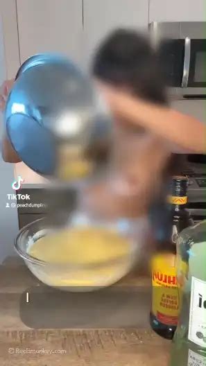 TikTok Nude Reels NudeTiK