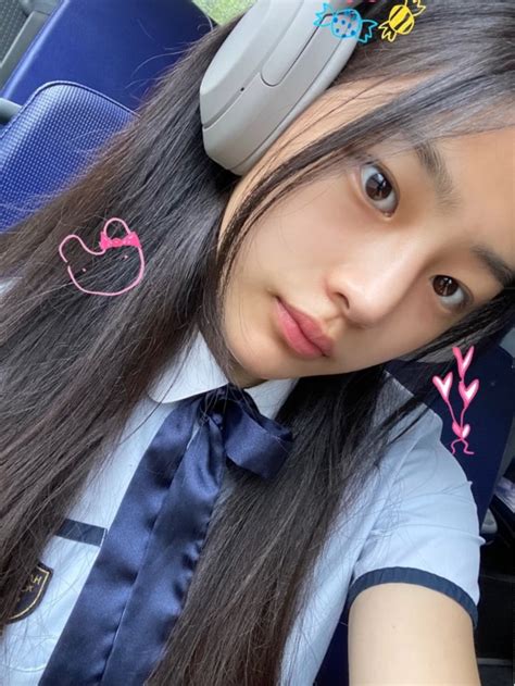 Newjeans Central On Twitter Drop The Tags For Our Graduate Kim Minji