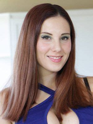 Lilian Stone Height Weight Size Body Measurements Biography Wiki Age Brown Hair Colors