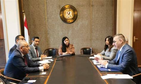 وكيل وزارة الخارجية للشؤون القنصلية والإدارية يجتمع مع مساعد وزير