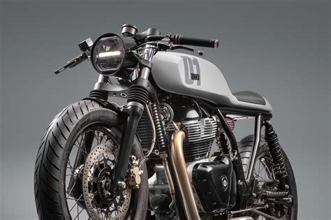 Earth Shattering Royal Enfield Interceptor Pipeburn