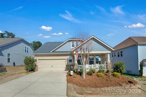 109 Daybreak Lane Belmont Nc 28012 Compass