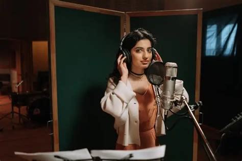 Técnicas Vocales Expertas Para Fortalecer La Voz Al Cantar