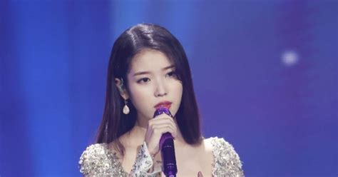 아이유 11월 3주차 아이돌차트 아차랭킹 1위 공식