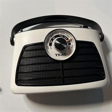 Teac Portable Amfm Radio Pr192 Tested And Working Order But Missing Bat