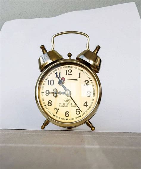 Vintage Alarm Clock Twin Bell Desk Clock Cute Table Clock