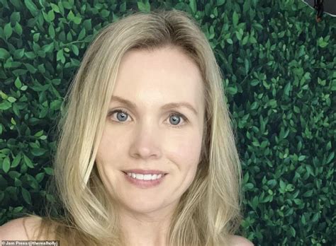 Mormon Mom Frozen Out As Church Discovers Secret Online Modeling Daily Mail Online