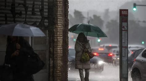 La Alerta Por Lluvia Suspende Las Clases En El Sur De Valencia Y Otros