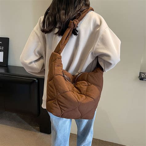 【楽天市場】ショルダーバッグ トートバッグ カバン レディース 無地 レディースカバン 斜めがけ 斜め掛け 肩掛け もこもこ 可愛い 秋冬 おしゃれ（1ヶ）：サインラボ楽天市場店