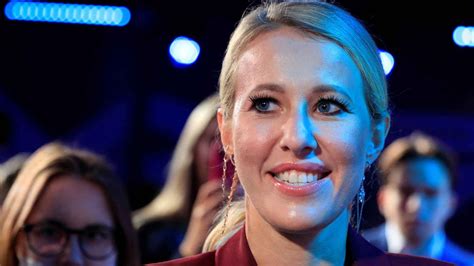 Ksenia Sobchak Se Refugia En Lituania La Periodista E Influencer