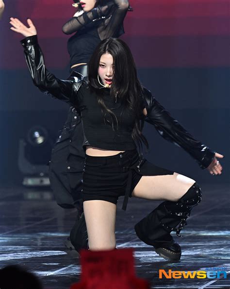 퍼플키스 채인 유혹에 빠지다 포토엔hd 손에 잡히는 뉴스 눈에 보이는 뉴스 뉴스엔