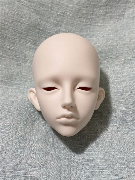 Illusion Garden Evening Yuli Head In Lace White Large Head Ball