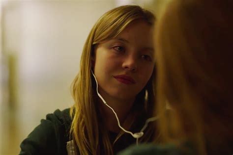 Sharp Objects Sydney Sweeney Is Everywhere In 2018 Sharp Objects Sydney Everything Sucks