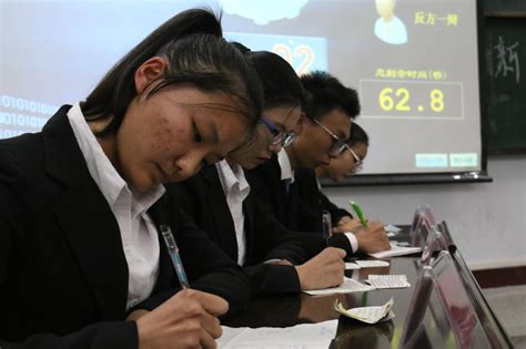 【文学院】文学院新生辩论赛复赛顺利开展 团委