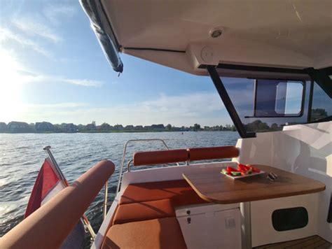 Zonne Energie Vergroot Het Bereik Van Uw Elektrische Boot Met Zonne Energie