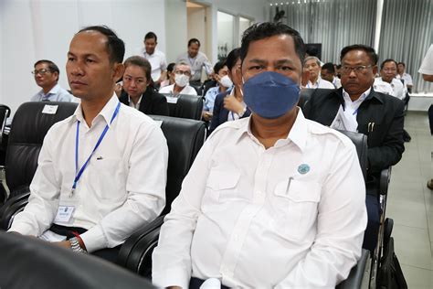 រូបភាពសកម្មភាព ឯកឧត្តម តុប ឫទ្ធី អគ្គនាយកនៃអគ្គនាយកដ្ឋានសេវាកម្មច្បាប់ និងបច្ចេកទេស