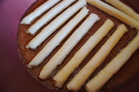 Best 4 Ingredient Filipino Cheese Lumpia