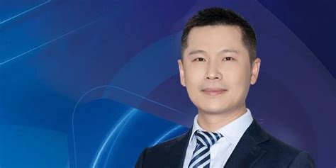 申万宏源证券研究所副所长王胜：以主题投资来拥抱时代手机新浪网