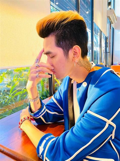 មិនមែនលំៗទេ ដេវីត ធ្វើឈុតខ្សែ ក និងកងដៃ ដាំពេជ្រ តម្លៃរហូតដល់ មានវីដេអូ Khmerload