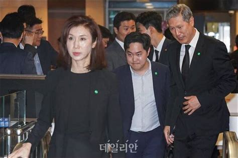 노소영 이혼소송 2심서 재산분할액 2조 원으로 높여최태원 김앤장 선임
